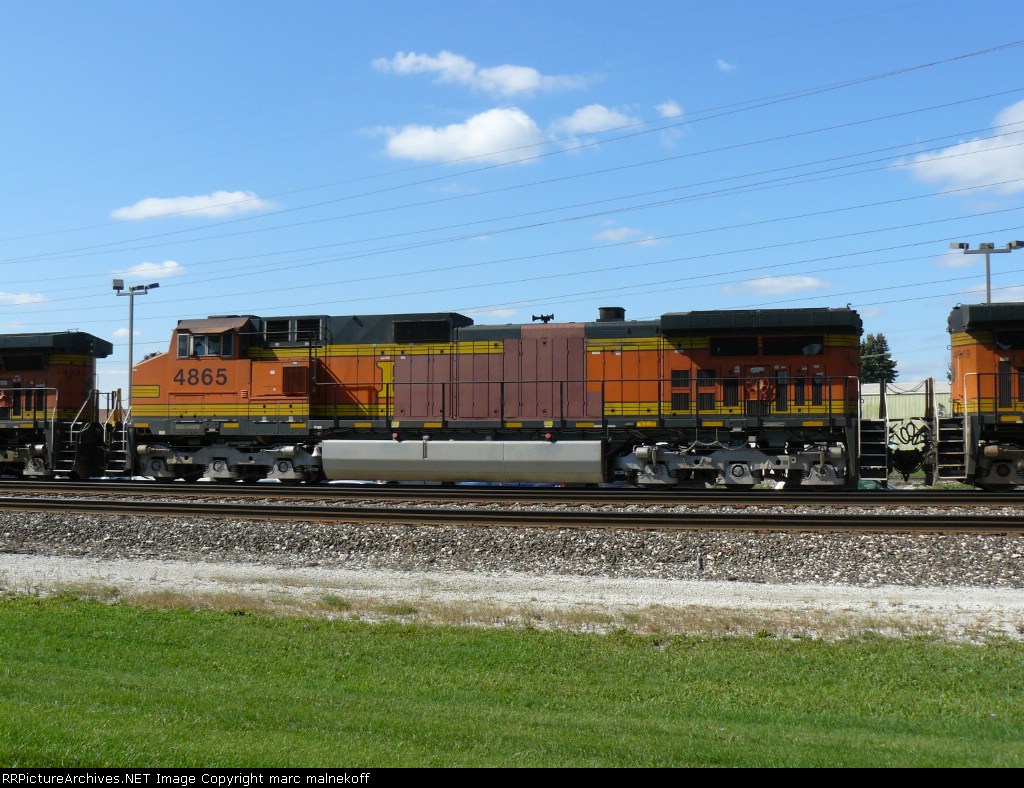 BNSF 4865